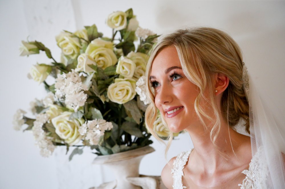 Bridal Makeup Artist | 3 x Award-Winner | West Midlands | Emily Grosvenor